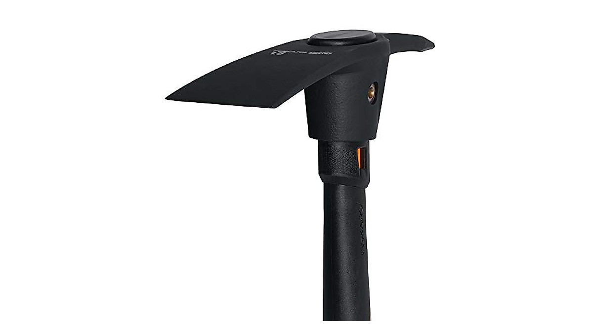 Fiskars Pro IsoCore Pick/Mattock - Reduced Shock & Durable Design