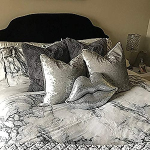 woody Gray Lips Glitter Pillow Home Decor Lips Throw Pillow Decorative Cushion Pillow Couch Bed Shaped Pillow Sparkle Luxury Pillow 18,5 x 10,5 x 3,5 inches