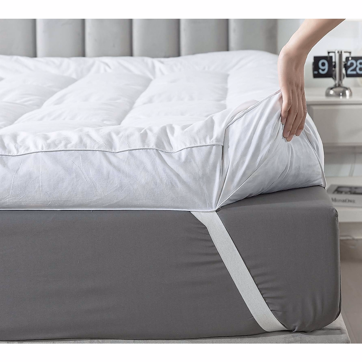 WhatsBedding Duck Feather Bed Mattress Topper King Size, 100% Cotton Memory Foam Mattress Topper, 2500GSM Overfilled Pillow Top, Hotel Collection Mattress Topper, 78x80x4.5 in