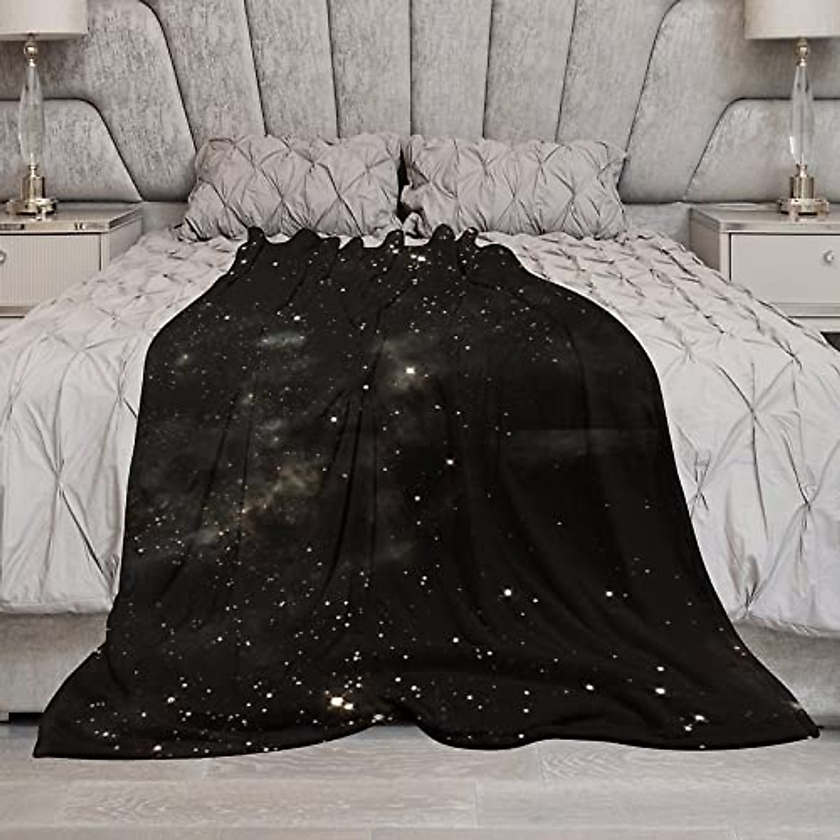 Lyuiescn Youth Idol Flannel Blanket Gift Lightweight Microfiber Throw Blanket for Sofa Bed  B 4050