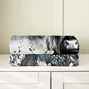 Erosebridal Highland Cow Flower Blanket Queen 90x90 Bull Cattle Throw Blanket Western Funny Animal Fleece Blanket Stuffing Wildlife Farmhouse Cow Bed Blanket Mountain with Firforest Bedroom Decor