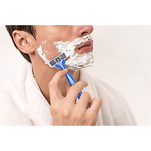 US Shave - 100 Triple Blade Shaving Razors - Wholesale Box of 100 Disposable Razors - 3 Stainless Steel Blades w/Teflon Coating - Pivoting Head - Aloe Strip