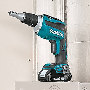 Makita XT255R 18V LXT Lithium-Ion COMPACT Cordless 2-Pc. Combo Kit (2.0Ah)