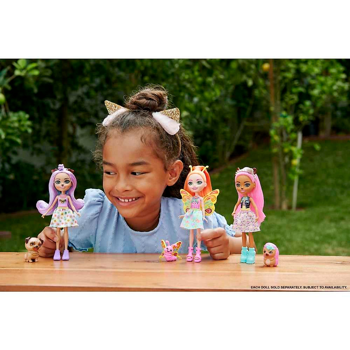 Enchantimals Dolls, City Tails Penna Pug Doll and Trusty Animal Friend, Small Doll with Removable Skirt and Accessories, Gifts for Kids, HKN11