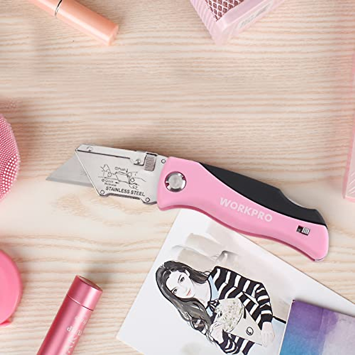 WORKPRO Folding Utility Knife, Quick Change Box Cutter, Pink Razor Knife for Cartons, Cardboard, Boxes with Blade Storage Design, Extra 15 Blades Included - Pink Ribbon