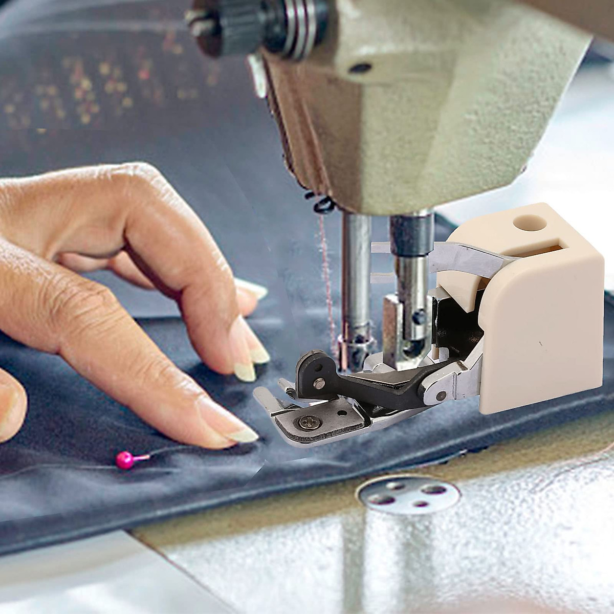 Side Cutter Sewing Machine Presser Foot Side Cutter presser foot Overlock Sewing Machine Attachment for All Low Sewing Machine Presser Feet Universal Presser Foot forBrother SingerJanom Sewing Machine