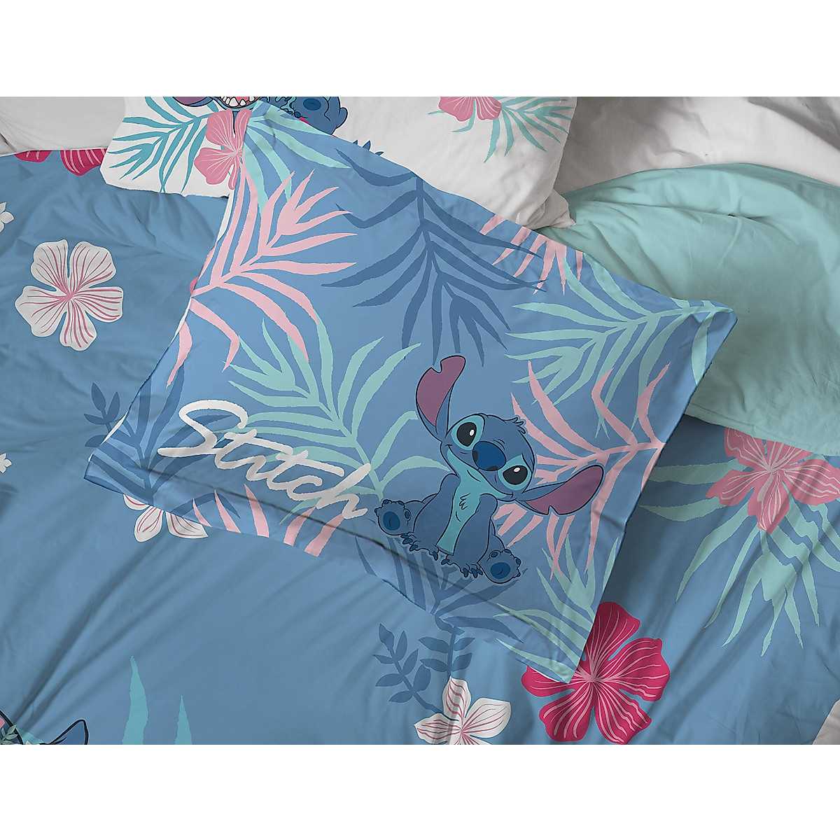 Disney Lilo & Stitch Paradise Dream Twin Comforter & Sham Set - Super Soft Kids Reversible Bedding - Fade Resistant Microfiber (Official Disney Product)