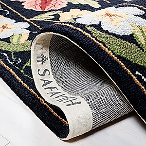 SAFAVIEH Chelsea Collection Accent Rug - 2'9" x 4'9", Black, Hand-Hooked French Country Wool, Ideal for High Traffic Areas in Entryway, Living Room, Bedroom (HK311A)