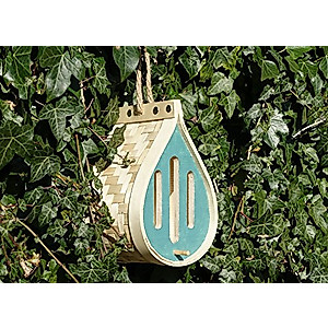 Wildlife World Dew Drop Butterfly House Garden Habitat - Wooden Nest for Bugs, Butterflies, Moths & Lacewings