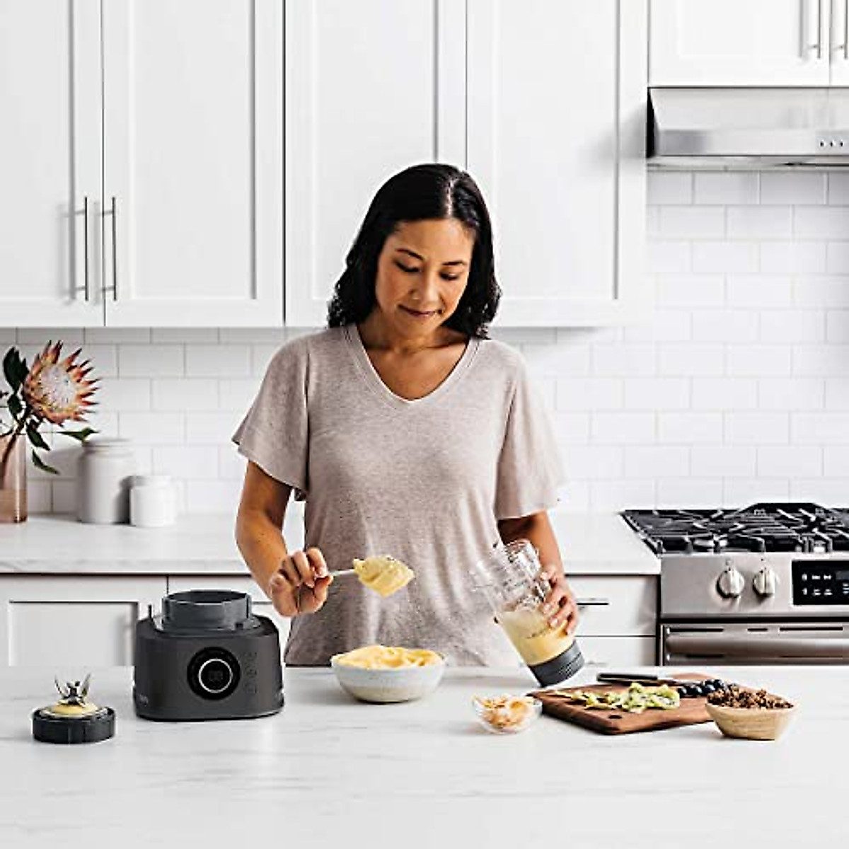 Ninja CO401B Foodi Power Blender Ultimate System with 72 oz Blending & Food Processing Pitcher, XL Smoothie Bowl Maker and Nutrient Extractor* & 7 Functions, Black (Renewed)