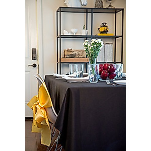 E-TEX Oblong Tablecloth - 90 x 156 Inch - Black Rectangle Table Cloth for 8 Foot Rectangular Table in Washable Polyester