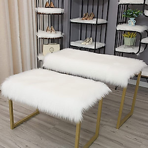 White Fur Rug, Soft Fluffy Area Rug, Modern Faux Fur Rug, Fluffy Rug for Bedroom, White Rugs for Living Room, Carpet for Rooms, Rugs for Bedroom Aesthetic, Washable Floor Mat for Dresser Shoe Rack