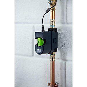 Moen 900-001 Flo by Moen 3/4-Inch Smart Water Shutoff with 920-005 Flo by Moen Smart Water Detector, 3-Pack
