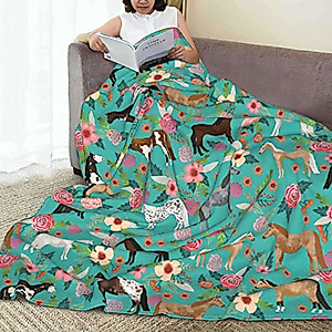 Horse Blanket Gifts for Girls Women Super Soft Luxury Flannel Throw Blankets Christmas Birthday Gift for Bedroom Sofa Couch