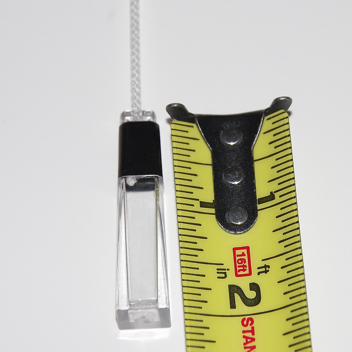 HomeAmore Designer Blind Tassel. Uniquely Designed to give Your Blinds That Look of elegence. This is The Least Expensive Way to Update Your Home. Sold in a convinent 5 Pack.