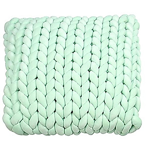 Casaphoria Chunky Yarn for Hand Arm Knitting Blanket,Super Soft Giant Yarn Cotton Tube Yarn,Washable Velvet Jumbo Crochet DIY Yarn for Pet Bed,Bulky Yarn for Pillow(Green,2Lbs)