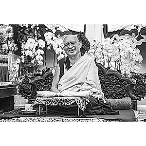 Abiding in the Retreat: A Nyung Commentary