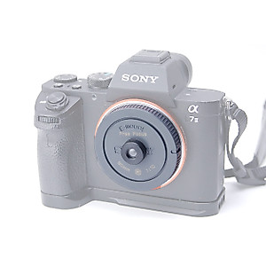 Xuan Focus Free 30mm F/10 Body Cap Lens Pancake Lens Street Photography (Sony E Mount)