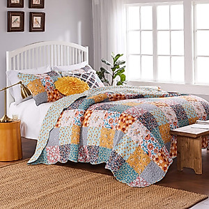 Greenland Home Carlie Modern Floral Reversible Quilt Set, 2-Piece Twin, Calico Patches