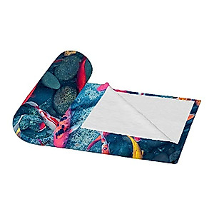 Japanese Koi Carp Blanket 40" x 50" Pond Swims Beautiful Goldfish Super Soft Bedding Fleece Throw Blanket Microfiber Flannel Blankets Sofa Living Room Bedroom Warm Lightweight for Men and Women