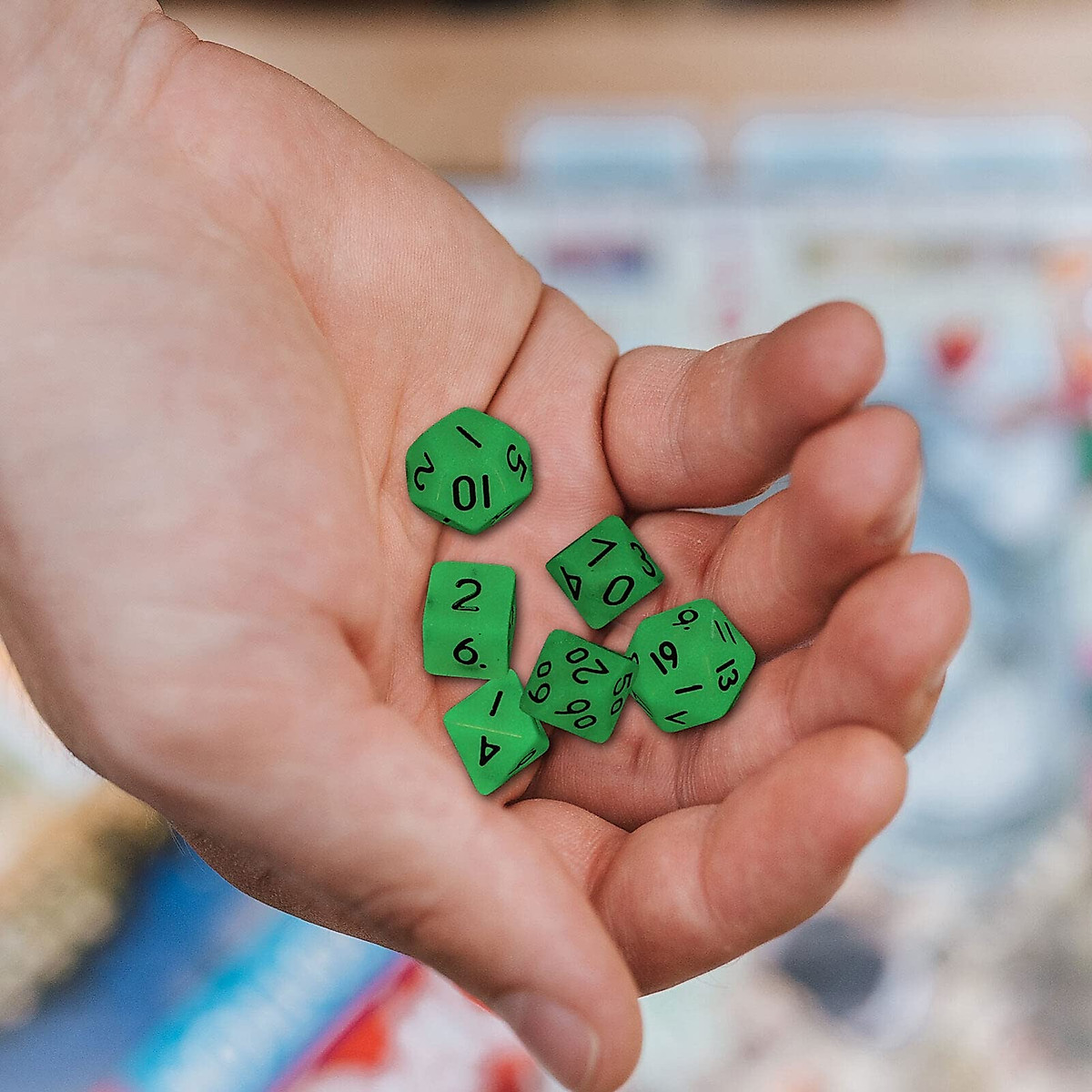 Uonlytech 7pcs Glow Mini Dice, 10mm Polyhedral Dice Glow in The Dark Luminous Dice Set for Playing Tabletop Roleplay Games (Pink)