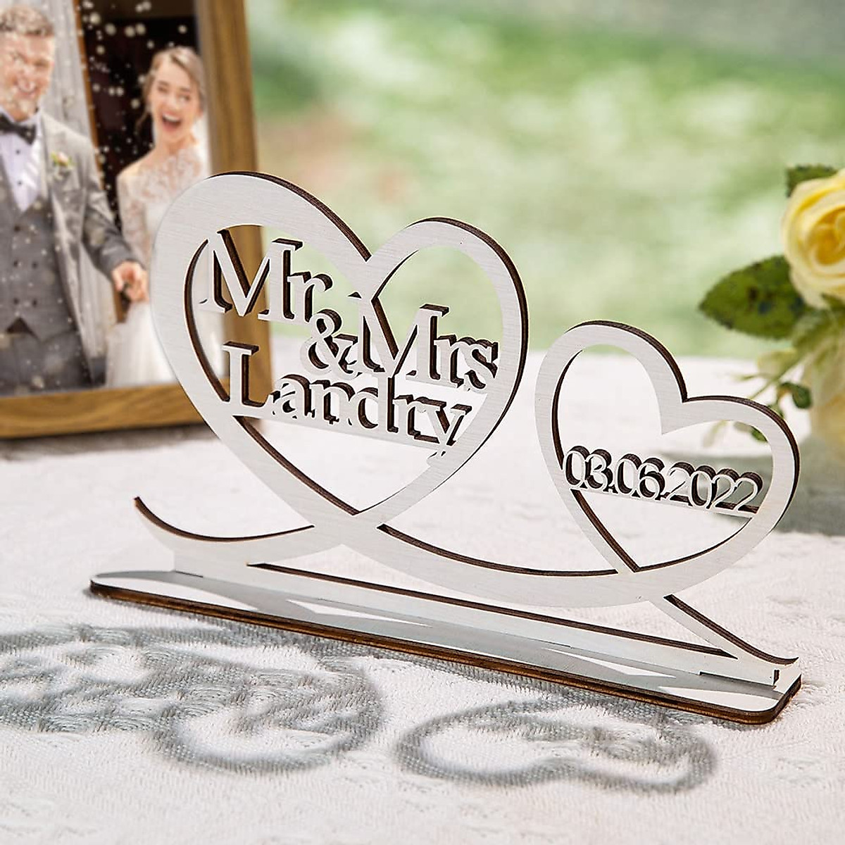 Custom Mr And Mrs Family Name Sign Personalized Sweetheart Wedding Table Decor Last Name Sign for Wedding Anniversary Wedding Keepsakes | Table Centerpiece Wedding Sign Wedding Gift for Bride Groom