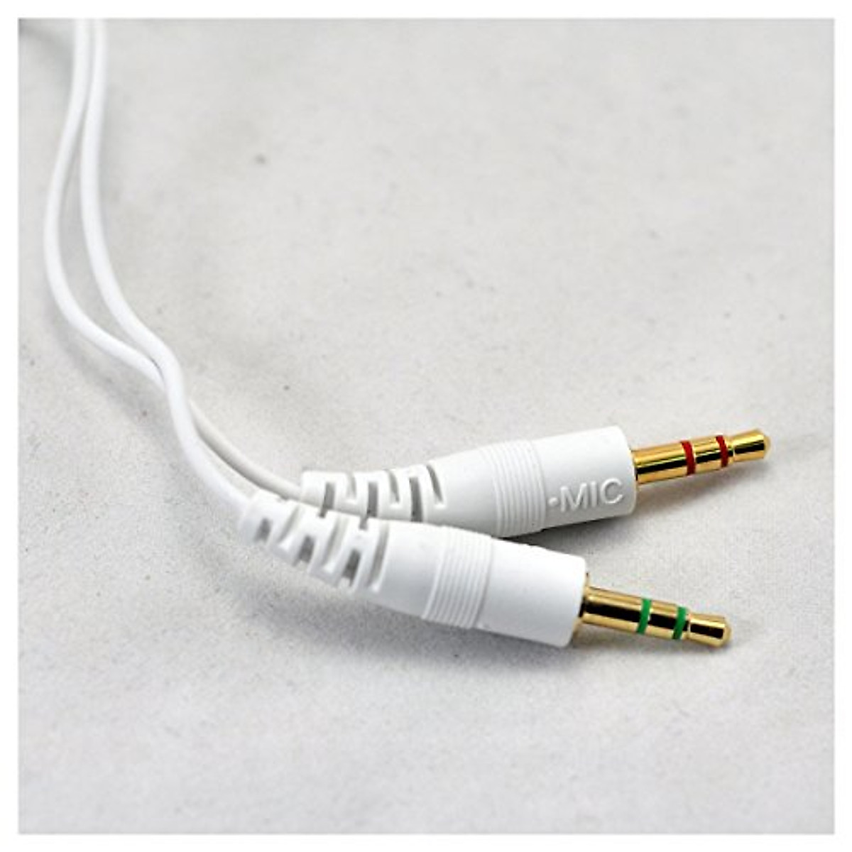 2 Plugs 2 Jacks Microphone Audio Extension Cord 3.5mm Cable for Computer Gaming Headphone Headset (4.9 Foot,150cm, White)