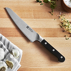 ZWILLING Pro 7-inch Ultimate Bread/Deli Knife