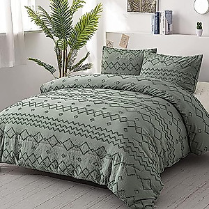 Green Tufted Comforter Set Cal King Size (102×96 inches), Boho Shabby Chic Comforter Geometry Embroidery Bedding Set 3 Pieces (1 Comforter + 2 Pillowcases), Soft Microfiber Comforter for All Seasons
