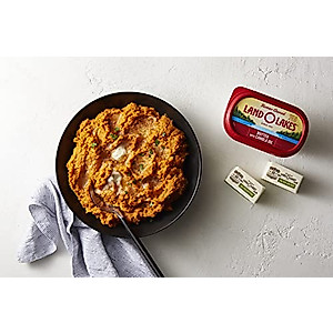 Land O Lakes® Butter with Canola Oil, Spreadable, 8 oz tub
