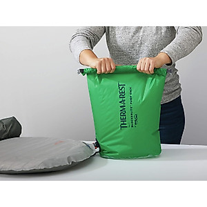Therm-a-Rest BlockerLite Pump Sack for Inflating Sleeping Pads Green