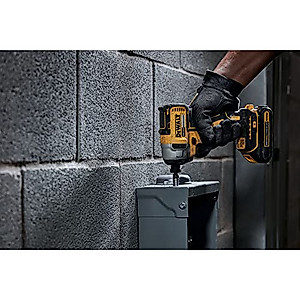 DEWALT 20V MAX* Cordless Impact Driver Kit, Brushless, 1/4-inch (DCF787C2)