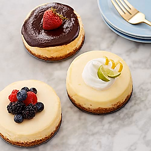 Wilton 4-Inch Mini Springform Pans for Mini Cheesecakes, Pizzas and Quiches, 3-Piece Set, Steel