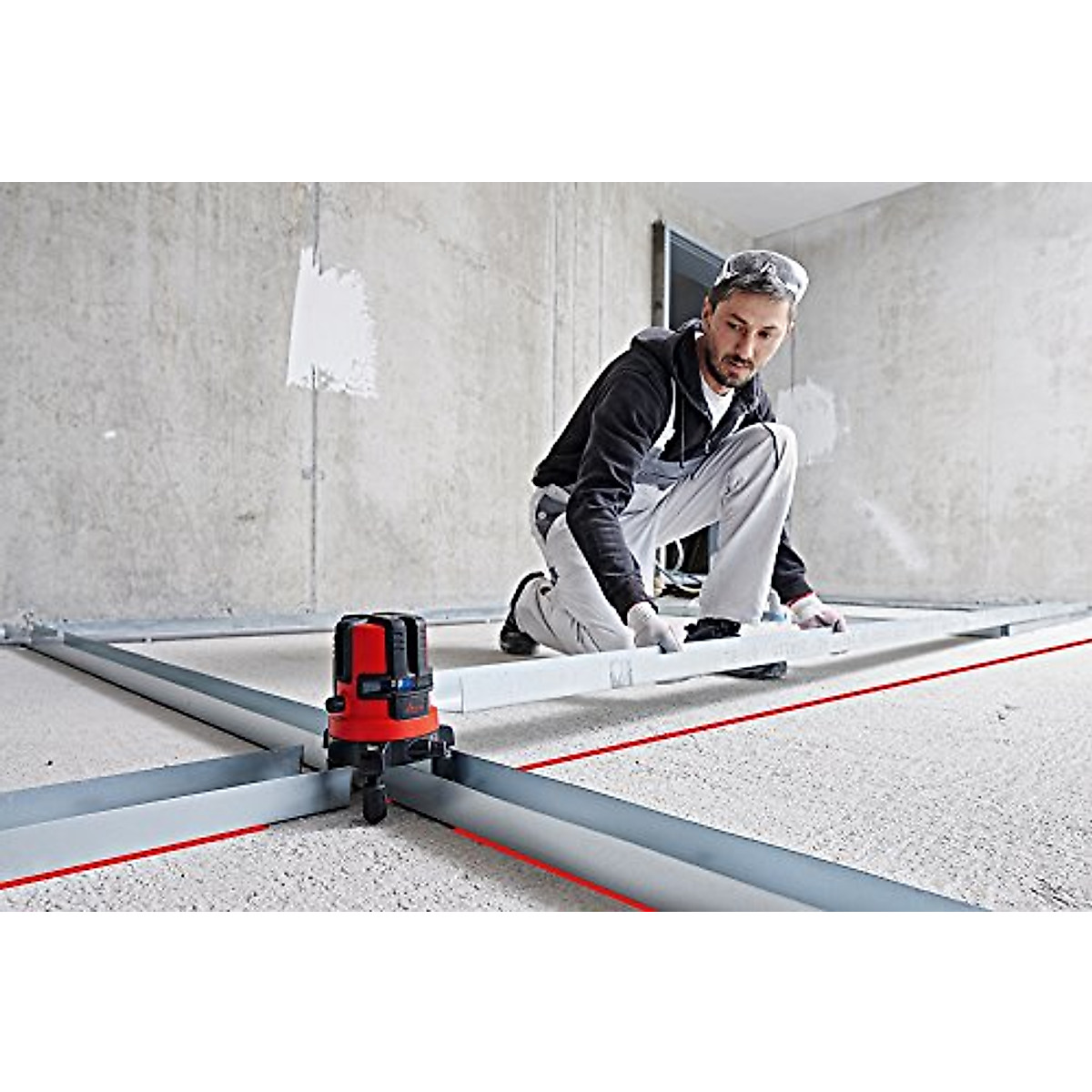 Leica Geosystems 834838 LINO L4P1 Multi-Line Laser Red