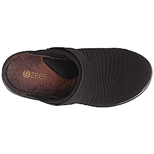 Bzees Women's Kitty Shoe, black oversized geo print, 8 M US