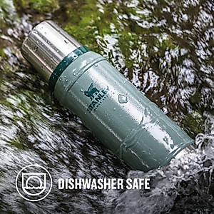 Stanley Classic Vacuum Bottle .47L (Matte Black)