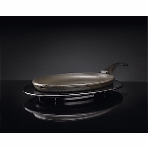Napoleon 56003 Professional Cast Iron Skillet