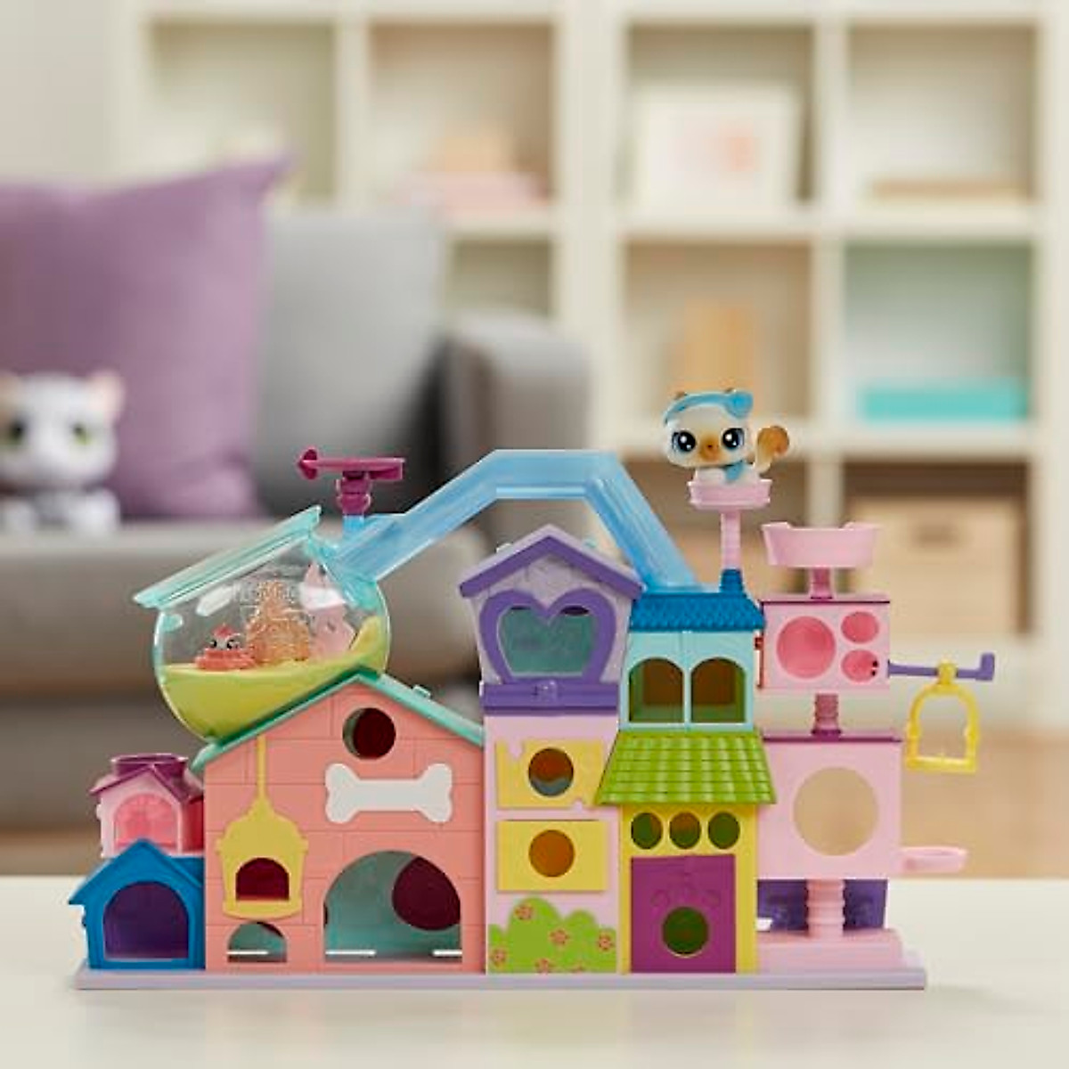 Littlest Pet Shop PetUltimate Apartments Play Set