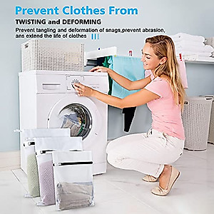 Set of 3 Durable Mesh Laundry Bags for Delicates,Have Hanger Loops(1Large 16 x 20 inches, 2Medium 12 x 16 inches)