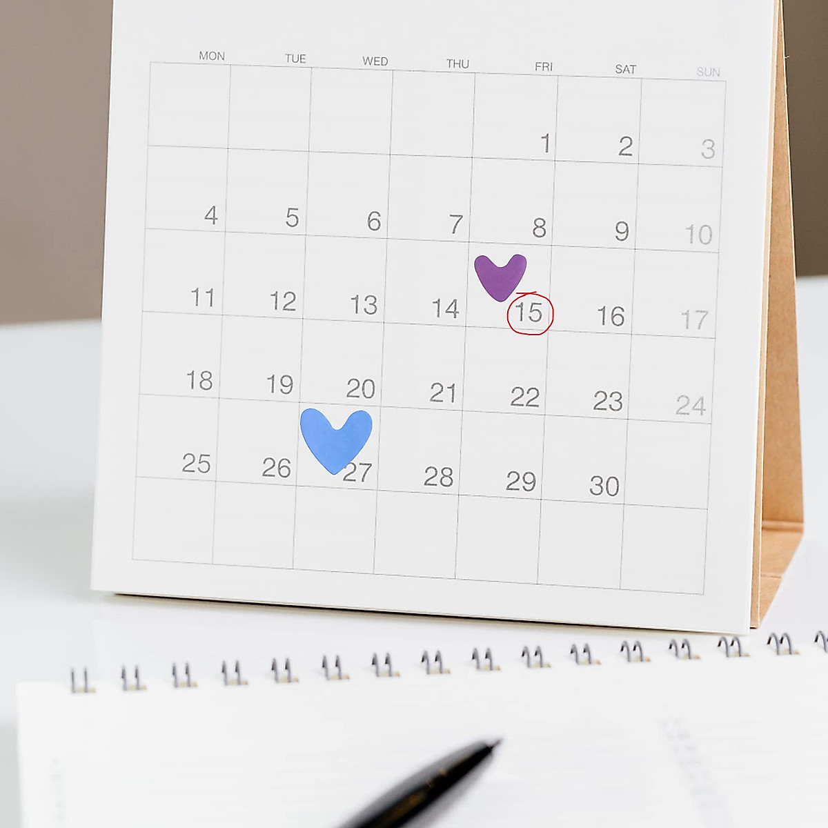 36 Sheets Mixed Colors Heart-Shaped Stickers Self Adhesive Heart Permanent Love Labels Kissing Hand Stickers for Scrapbooking Party Invitation Seals Gift Boxes Packaging