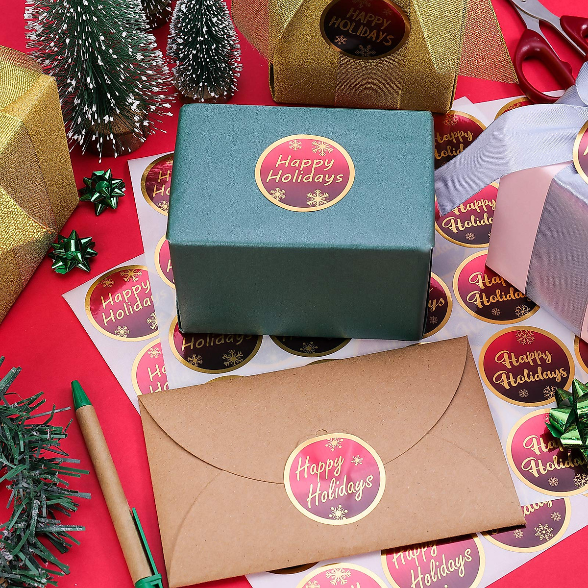 500 Pieces Happy Holidays Stickers Gold Foil Stamping Sticker 2 Inch Large Round Holiday Stickers for Christmas Holiday Cards Envelopes Boxes, 5 Styles