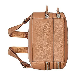 Calvin Klein Estelle Novelty-Backpack, Caramel, One Size
