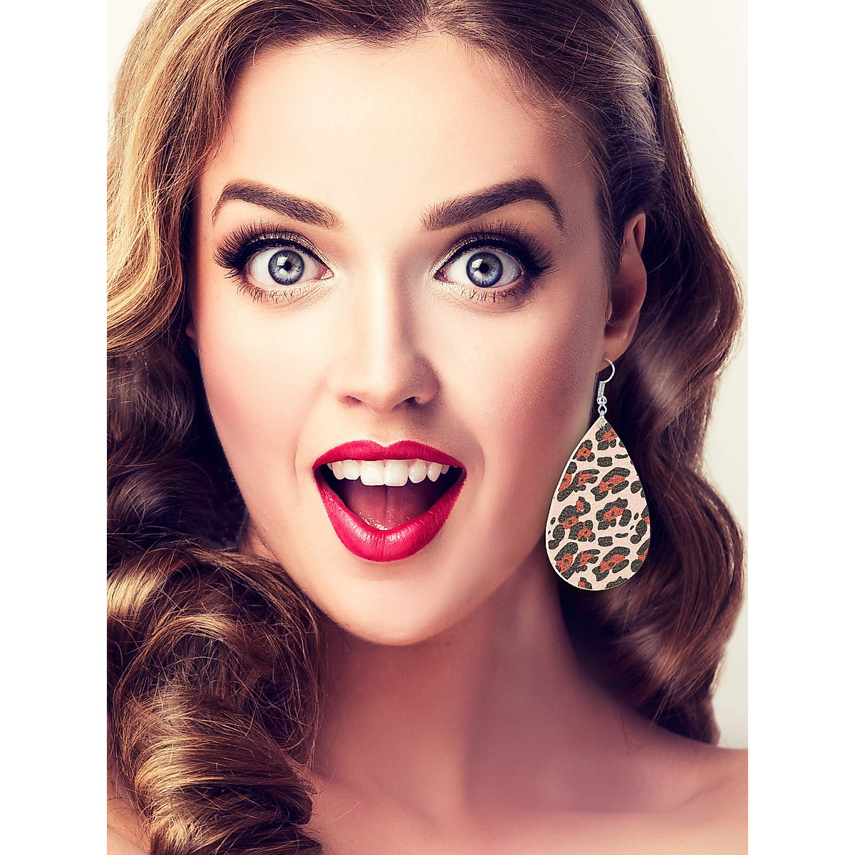 Hicarer 20 Pairs Faux Leather Earrings Lightweight Leaf Earring Teardrop Dangle Earrings for Women Jewelry Gift(Classic with Bold Style)