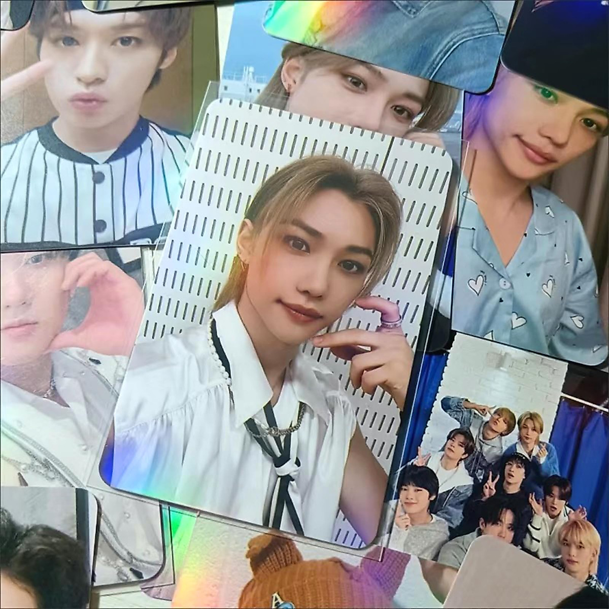 PYAJUU Stray Kids Laser Photocard 50pcs Stray Kids Laser Card Kpop Stray Kids LOMO Cards Kpop Straykids 5-Strar Album Card Stray Kids Photo Cards 5-Star Postcard Gift for Fans Daugher