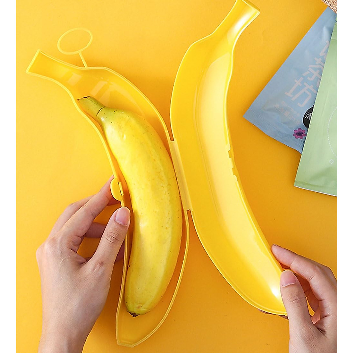BieFuDan Banana Keeper for Freshness, Plastic Banana Holder, Banana Protector Case Outdoor Travel, Banana Storage Container for Lunch Box, Yellow (Yellow 2PC)