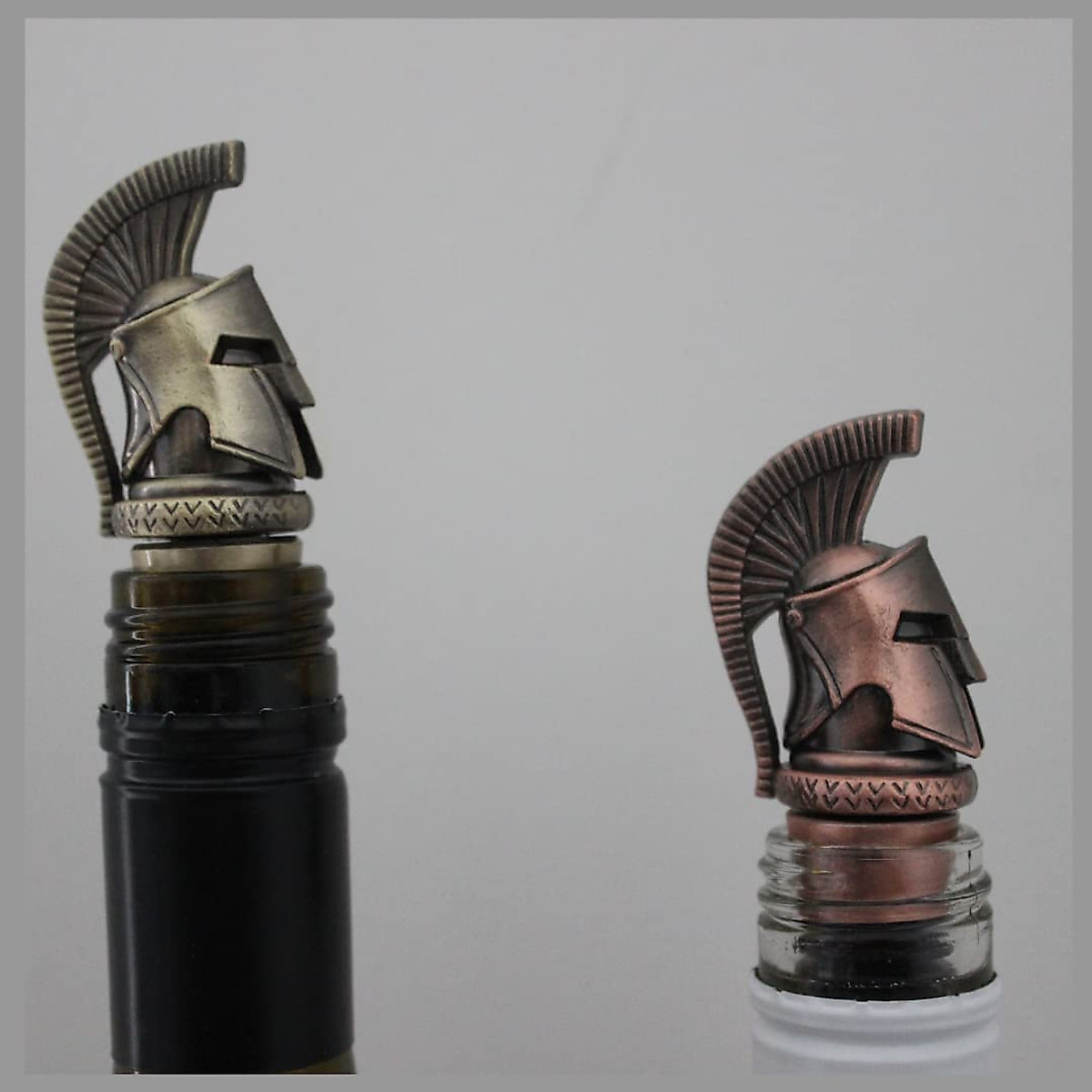 APHRORUS Royal Roma Helmet Wine Stopper Stainless Steel Food-grade Bottle Stopper Retro Electroplate Wine Accessories Gift Reusable Kitchen Accessories for Wine Lovers and Collectors