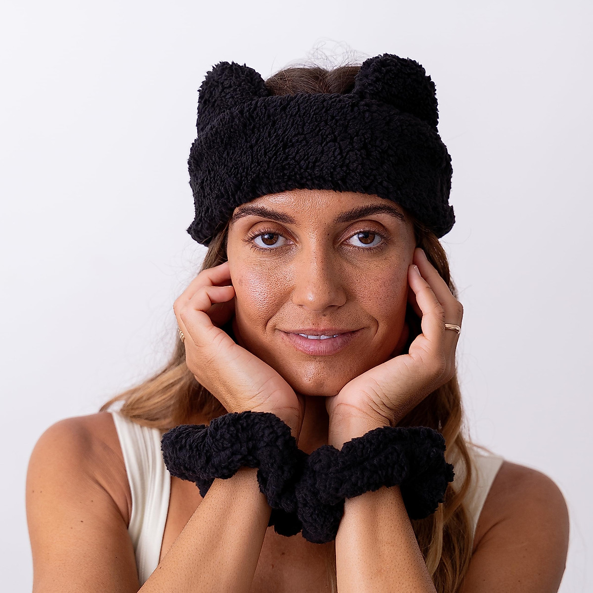 FROG SAC Spa Headband for Washing Face, Teddy Bear Skincare Makeup Headbands with Wrist Bands, Girls Fluffy Facewashing Skin Care Make Up Animal Head Band Hair Accessories for Women