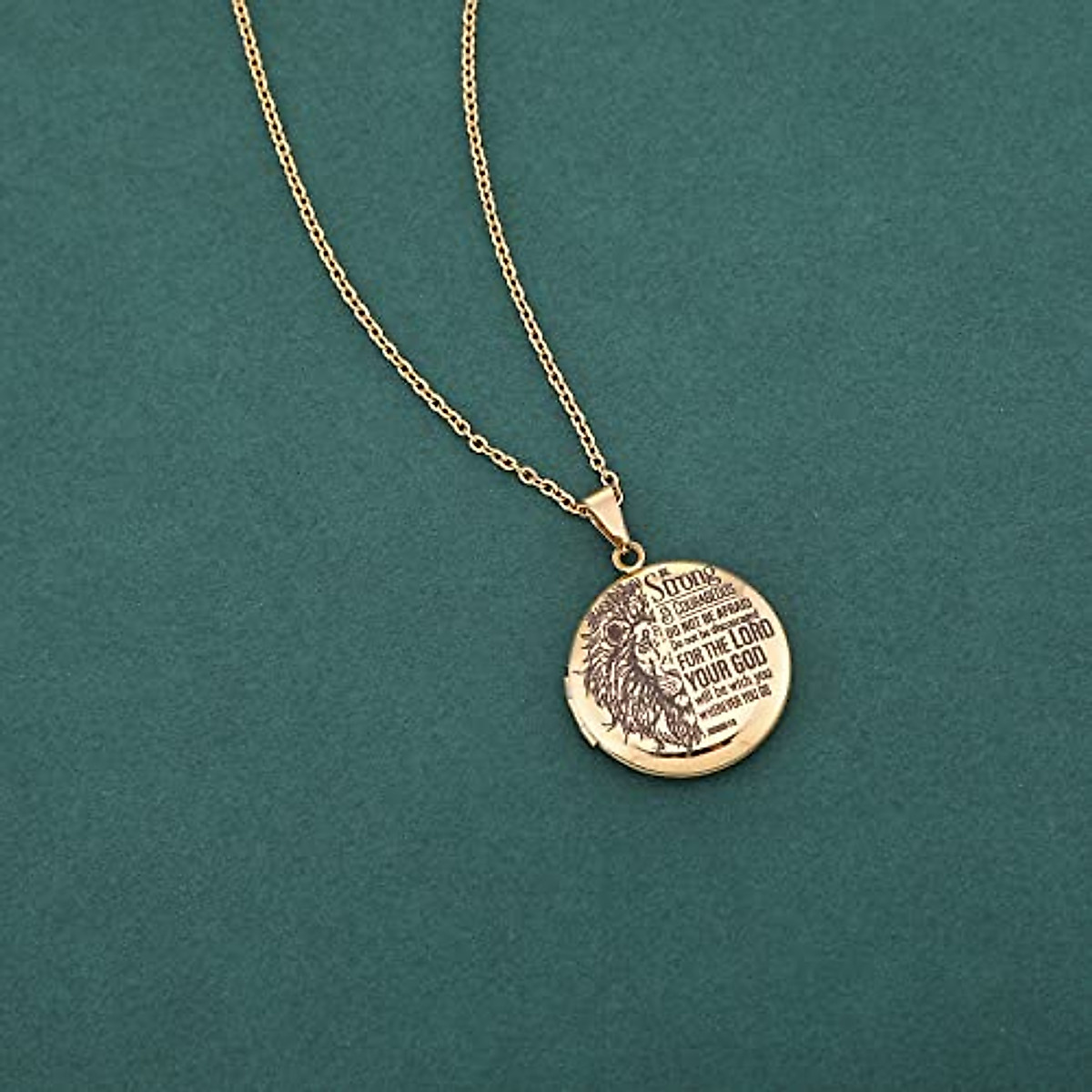 UTHOSMDO Be Strong Lion Bible Cover - Joshua 1:9, That Can Holds Pictures, Engraved English Bible Lords Necklace (Gold)