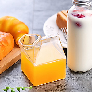 Cocktail Glasses Glass Milk Carton Box Glass Mixing Cups,House Shape Glass Cup, Transparent Milk Glass Cup, Milk Pourer, Glass Cup for Pour Coffee Milk Water Glass Cup,Mini Square Container Pitcher