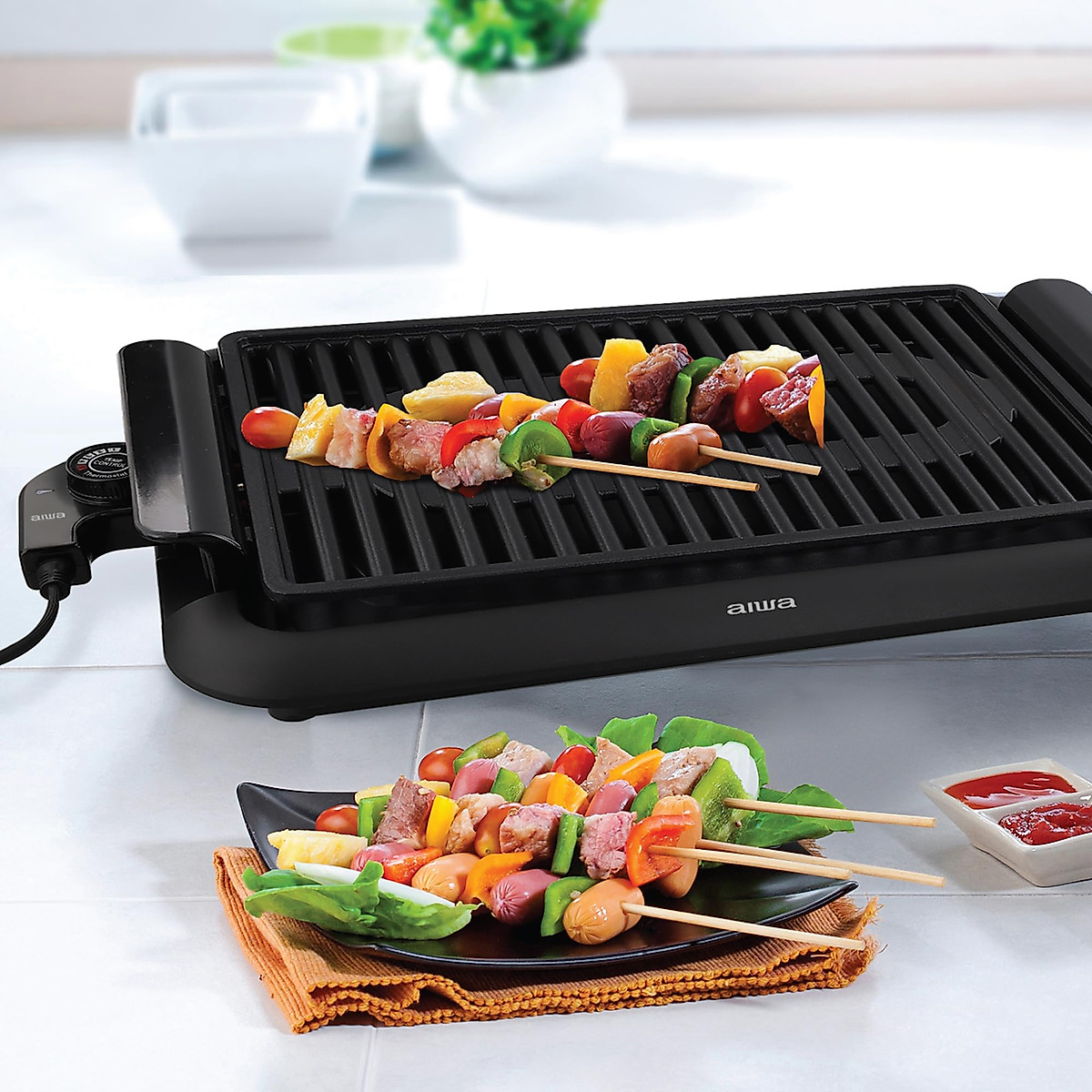 Aiwa 1200W Indoor Smokeless Grill with 5 Temperature Settings & Easy Cleaning, Black Ceramic Nonstick Skillet